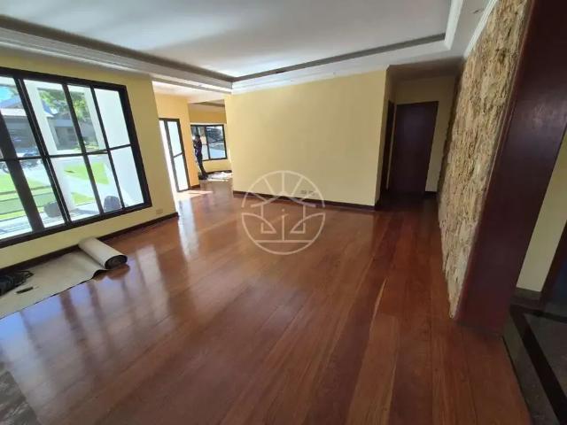 Casa / Sobrado para Venda em Itu/SP Campos de Santo Antônio 4 Quartos