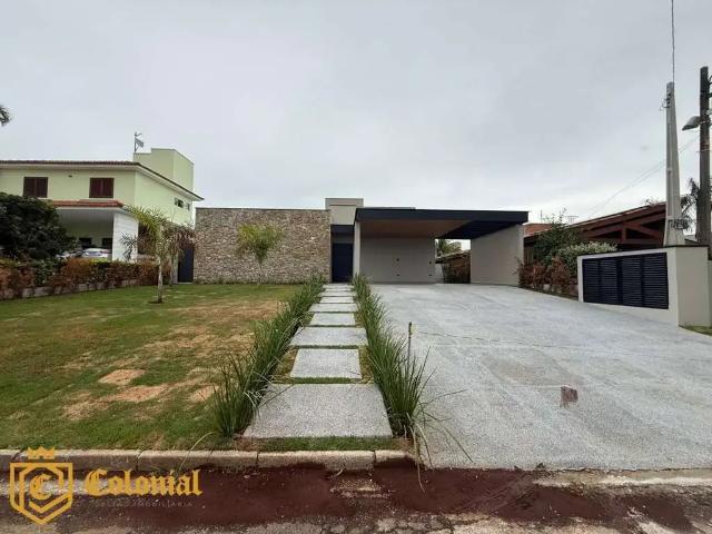 Casa / Sobrado para Venda em Itu/SP Campos de Santo Antônio 4 Quartos