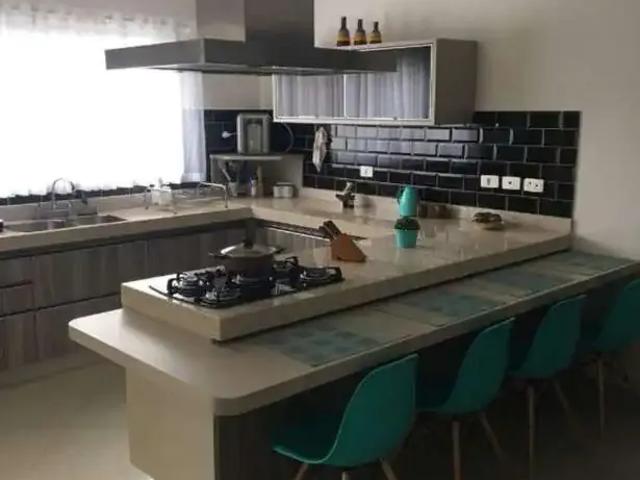 Casa / Sobrado para Venda em Itu/SP Jardim Emicol 4 Quartos