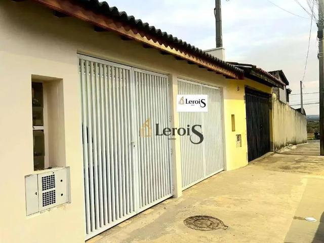 Casa / Sobrado para Venda em Itu/SP Jardim Estância Bom Viver 4 Quartos