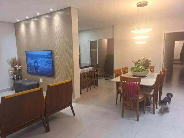 Casa / Sobrado para Venda em Itu/SP Parque Nossa Senhora da Candelária 3 Quartos