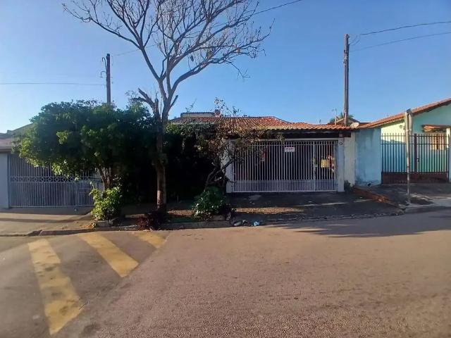 Casa / Sobrado para Venda em Itu/SP Parque Residencial Potiguara 4 Quartos