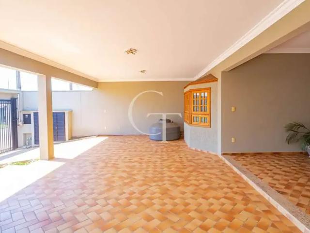 Casa / Sobrado para Venda em Itu/SP Parque Residencial Presidente Médici 4 Quartos