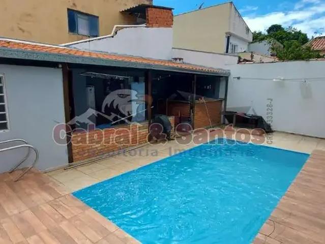 Casa / Sobrado para Venda em Itu/SP São Luiz 3 Quartos