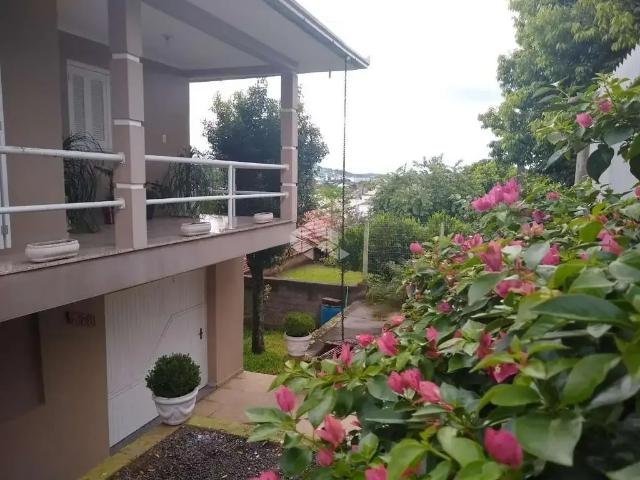 Casa / Sobrado para Venda em Ivoti/RS Concórdia 5 Quartos