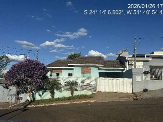 Casa / Sobrado para Venda em Ivaiporã/PR Centro 3 Quartos