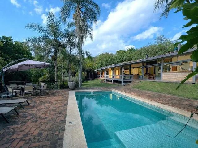 Casa / Sobrado para Venda em Jandira/SP Chácaras do Peroba 3 Quartos