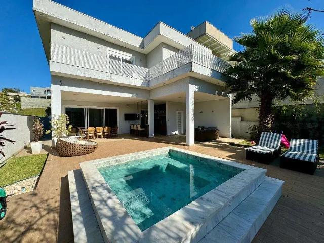 Casa / Sobrado para Venda em Jandira/SP Jardim do Golf I 4 Quartos