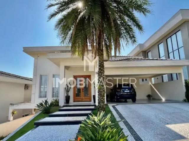 Casa / Sobrado para Venda em Jandira/SP Jardim do Golf I 4 Quartos