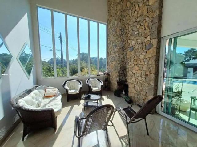 Casa / Sobrado para Venda em Jandira/SP Jardim do Golf I 6 Quartos