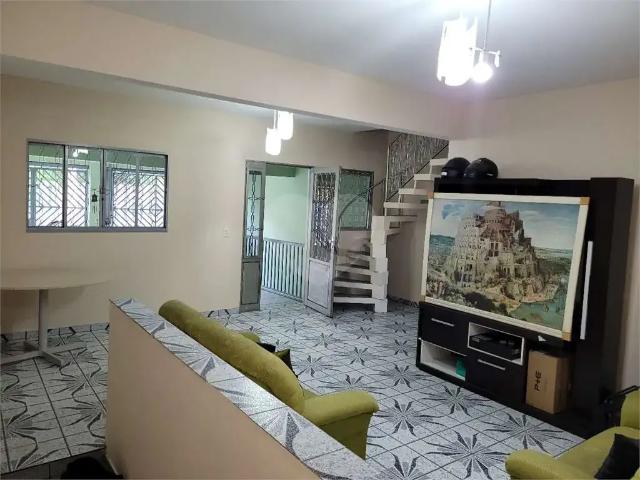 Casa / Sobrado para Venda em Jandira/SP Jardim Europa 4 Quartos
