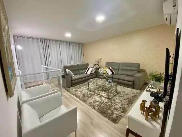 Casa / Sobrado para Venda em Jandira/SP Jardim Europa 4 Quartos