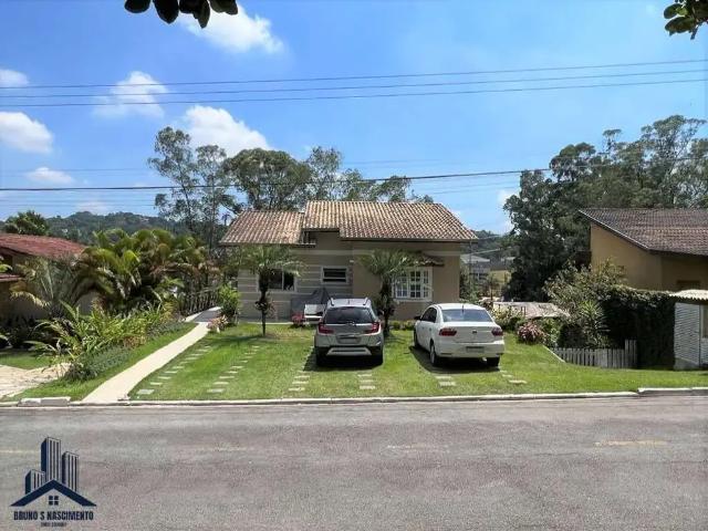 Casa / Sobrado para Venda em Jandira/SP Nova Higienópolis 4 Quartos