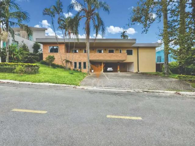 Casa / Sobrado para Venda em Jandira/SP Nova Higienópolis 5 Quartos