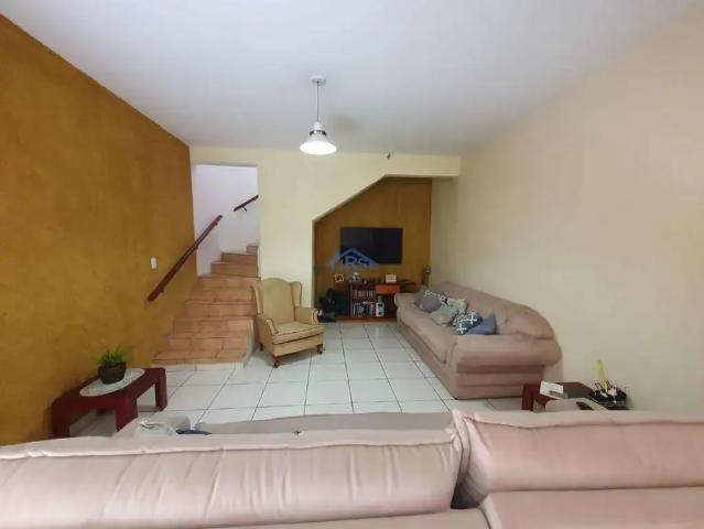 Casa / Sobrado para Venda em Jandira/SP Vila Anita Costa 3 Quartos