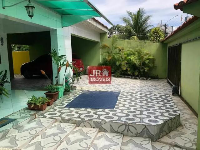 Casa / Sobrado para Venda em Jaboatão dos Guararapes/PE Candeias 6 Quartos