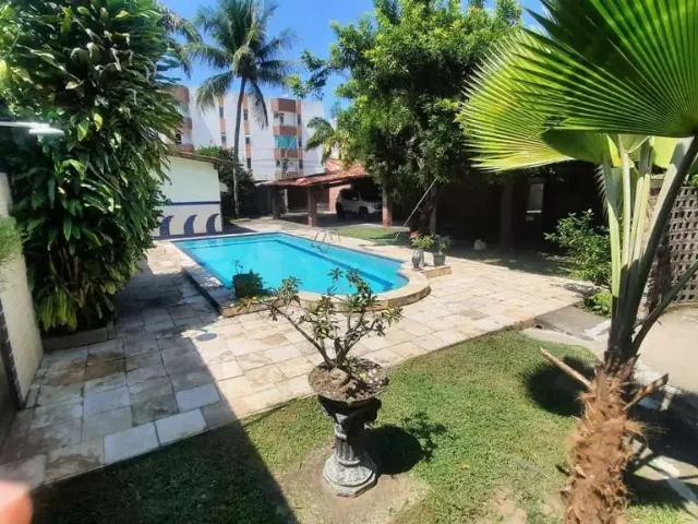 Casa / Sobrado para Venda em Jaboatão dos Guararapes/PE Candeias 6 Quartos