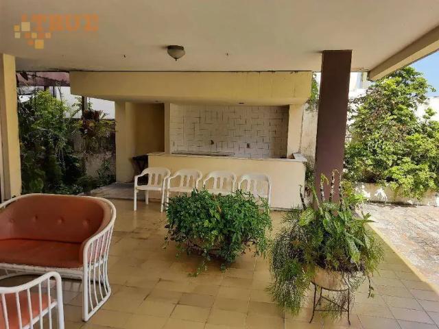 Casa / Sobrado para Venda em Jaboatão dos Guararapes/PE Piedade 5 Quartos