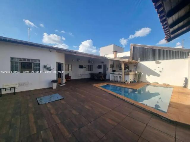 Casa / Sobrado para Venda em Jaboticabal/SP Jardim Bothânico 2 Quartos