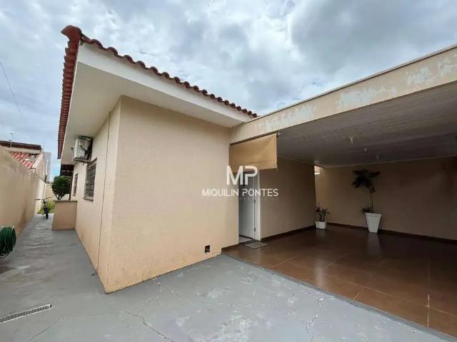 Casa / Sobrado para Venda em Jaboticabal/SP Jardim Grajaú 2 Quartos