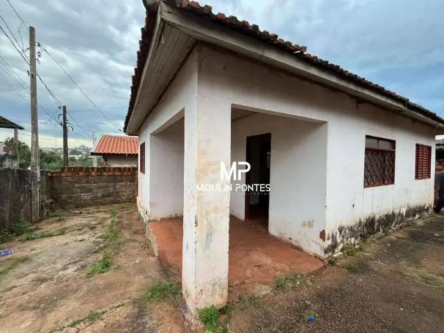 Casa / Sobrado para Venda em Jaboticabal/SP Vila Santa Rosa 3 Quartos