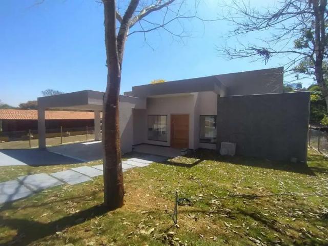 Casa / Sobrado para Venda em Jaboticatubas/MG Condomínio Estância da Mata 3 Quartos