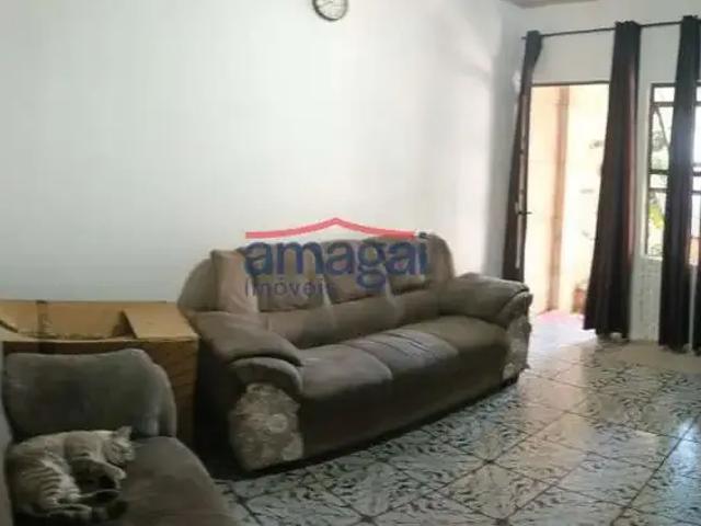 Casa / Sobrado para Venda em Jacareí/SP Conjunto São Benedito 3 Quartos