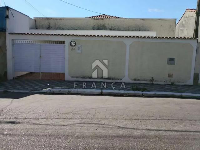 Casa / Sobrado para Venda em Jacareí/SP Centro 2 Quartos