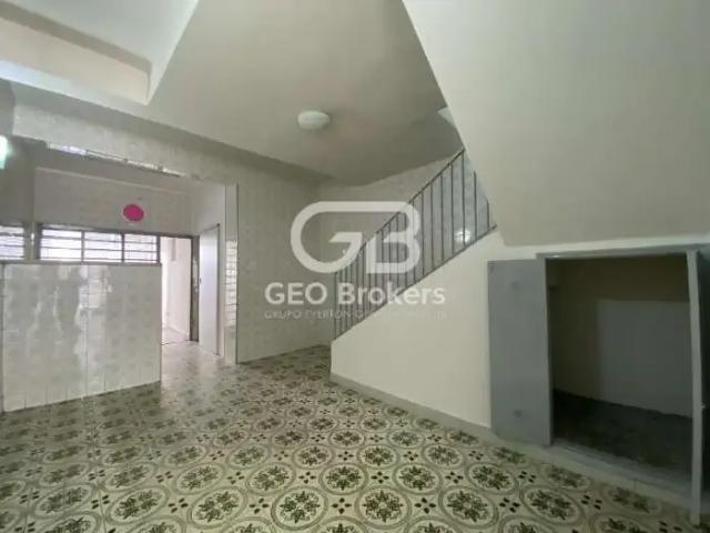 Casa / Sobrado para Venda em Jacareí/SP Centro 2 Quartos