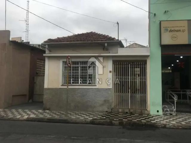 Casa / Sobrado para Venda em Jacareí/SP Centro 2 Quartos