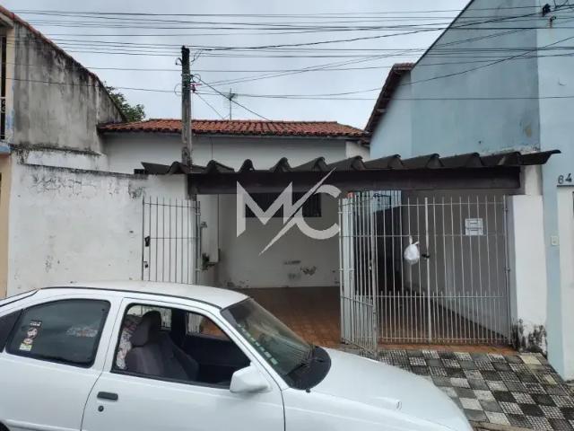 Casa / Sobrado para Venda em Jacareí/SP Centro 2 Quartos