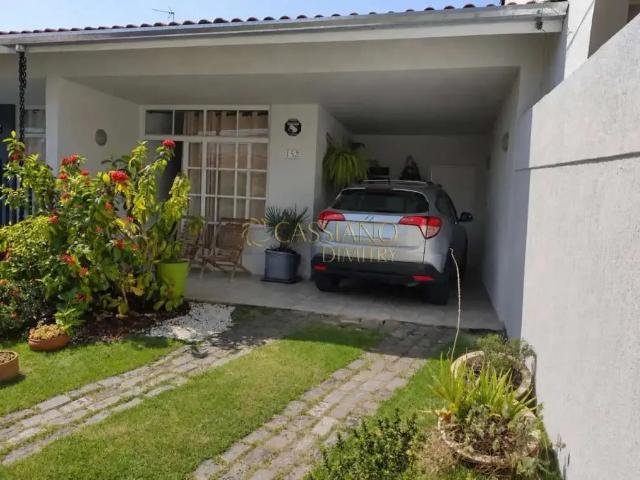 Casa / Sobrado para Venda em Jacareí/SP Centro 3 Quartos