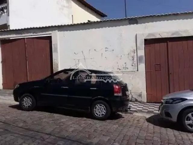Casa / Sobrado para Venda em Jacareí/SP Centro 3 Quartos