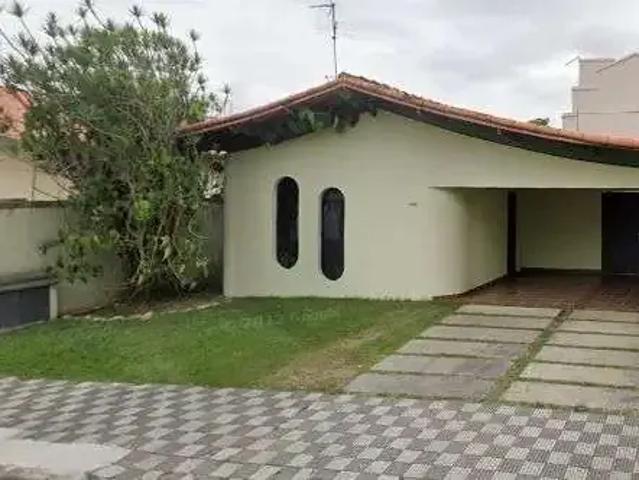 Casa / Sobrado para Venda em Jacareí/SP Centro 3 Quartos