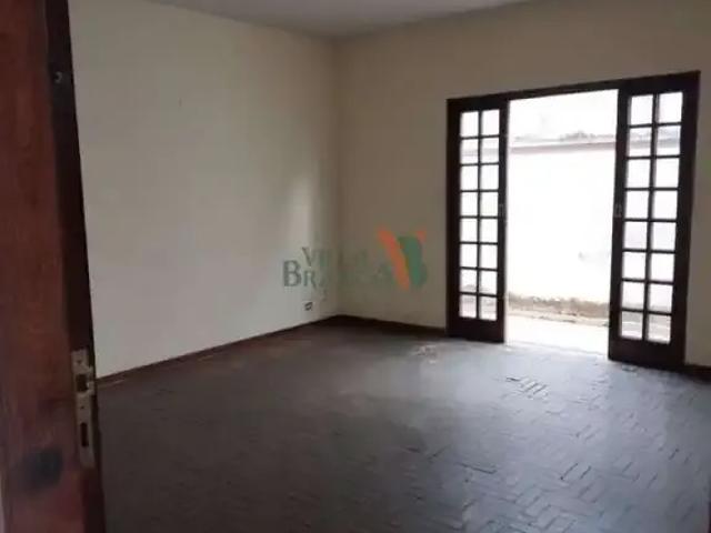 Casa / Sobrado para Venda em Jacareí/SP Centro 3 Quartos