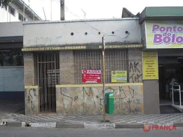 Casa / Sobrado para Venda em Jacareí/SP Centro 3 Quartos