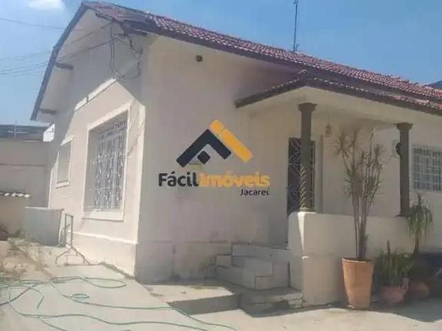 Casa / Sobrado para Venda em Jacareí/SP Centro 3 Quartos