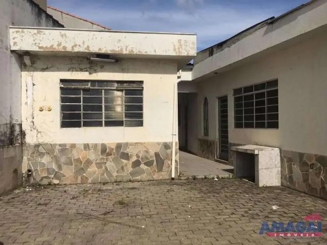 Casa / Sobrado para Venda em Jacareí/SP Centro 3 Quartos