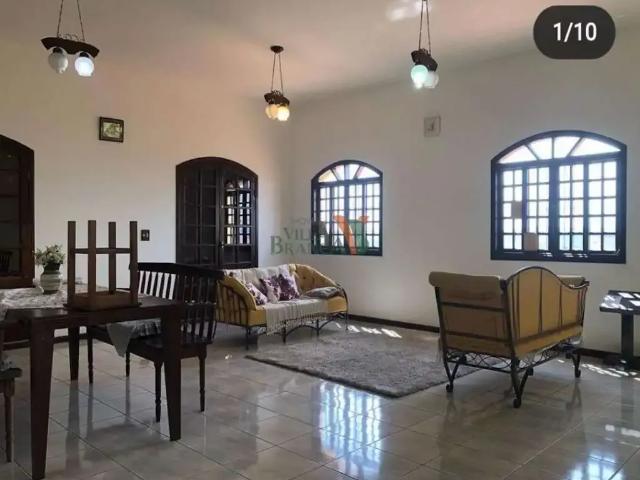Casa / Sobrado para Venda em Jacareí/SP Centro 3 Quartos