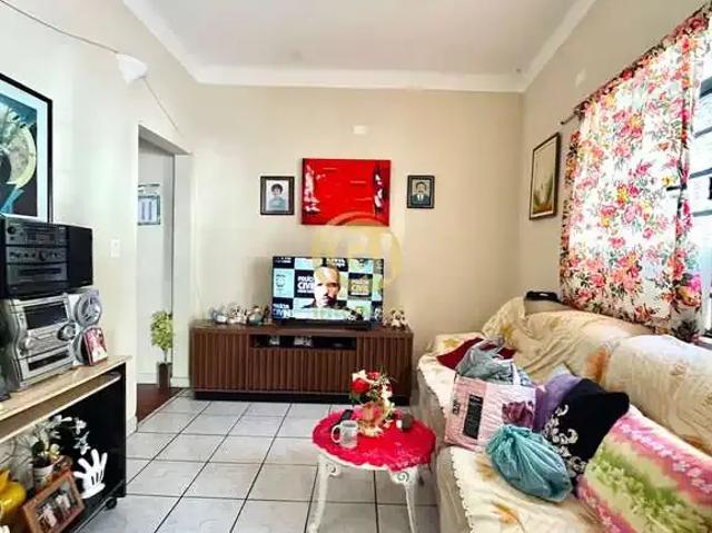 Casa / Sobrado para Venda em Jacareí/SP Centro 3 Quartos