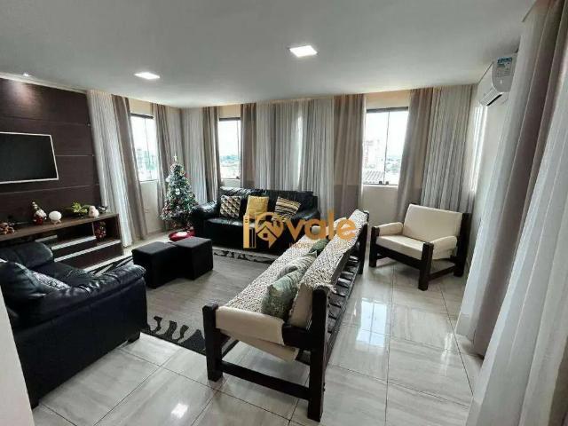 Casa / Sobrado para Venda em Jacareí/SP Centro 4 Quartos