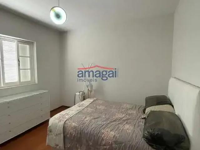 Casa / Sobrado para Venda em Jacareí/SP Centro 4 Quartos