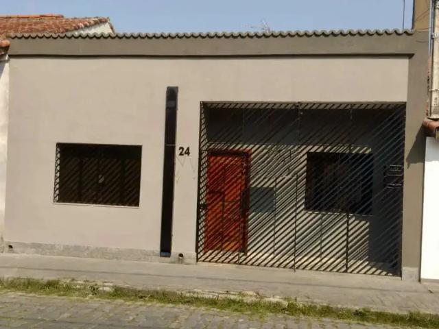 Casa / Sobrado para Venda em Jacareí/SP Centro 4 Quartos