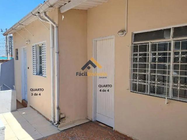Casa / Sobrado para Venda em Jacareí/SP Centro 4 Quartos