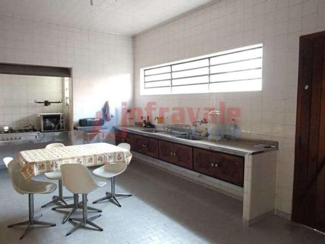 Casa / Sobrado para Venda em Jacareí/SP Centro 6 Quartos