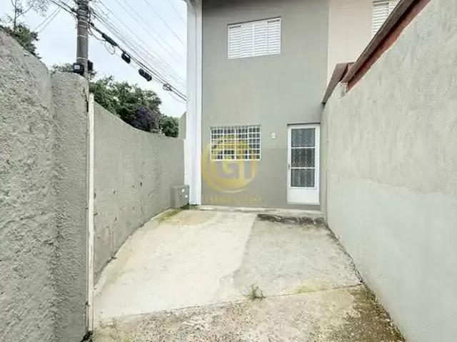 Casa / Sobrado para Venda em Jacareí/SP Cidade Nova Jacareí 2 Quartos
