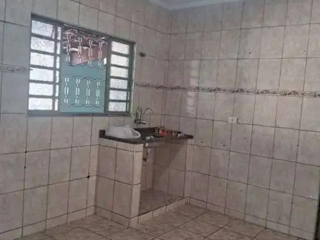 Casa / Sobrado para Venda em Jacareí/SP Cidade Nova Jacareí 3 Quartos