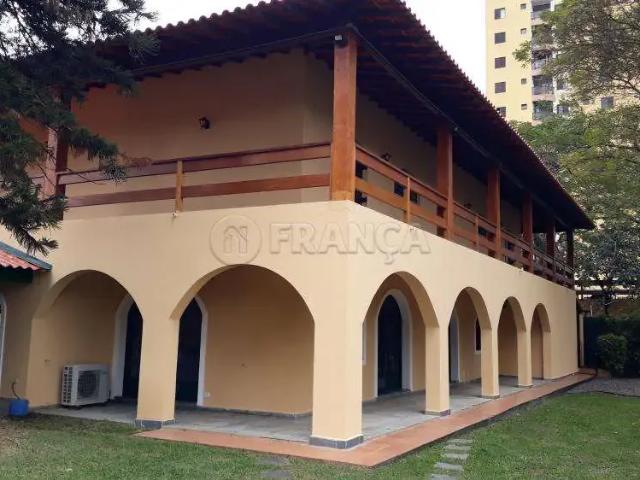 Casa / Sobrado para Venda em Jacareí/SP Cidade Jardim 4 Quartos
