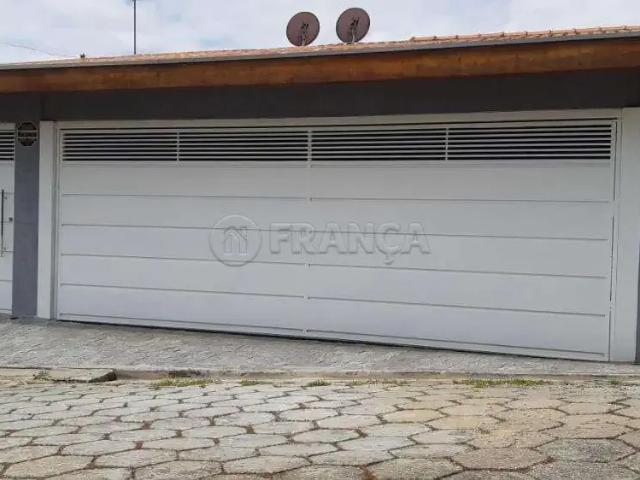 Casa / Sobrado para Venda em Jacareí/SP Cidade Jardim 3 Quartos