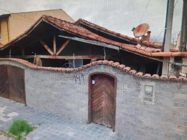 Casa / Sobrado para Venda em Jacareí/SP Cidade Jardim 3 Quartos